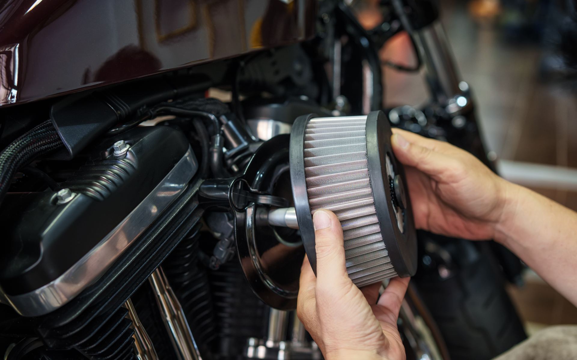 ¿Cuándo cambiar el filtro de aire de tu moto?